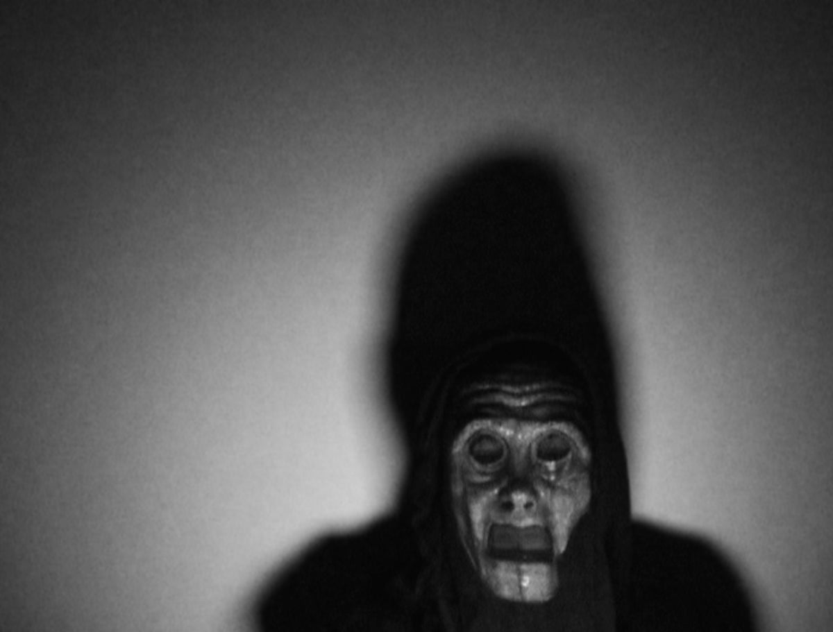 Watch and listen to a new single from Ian Miles – Big Scary Monsters